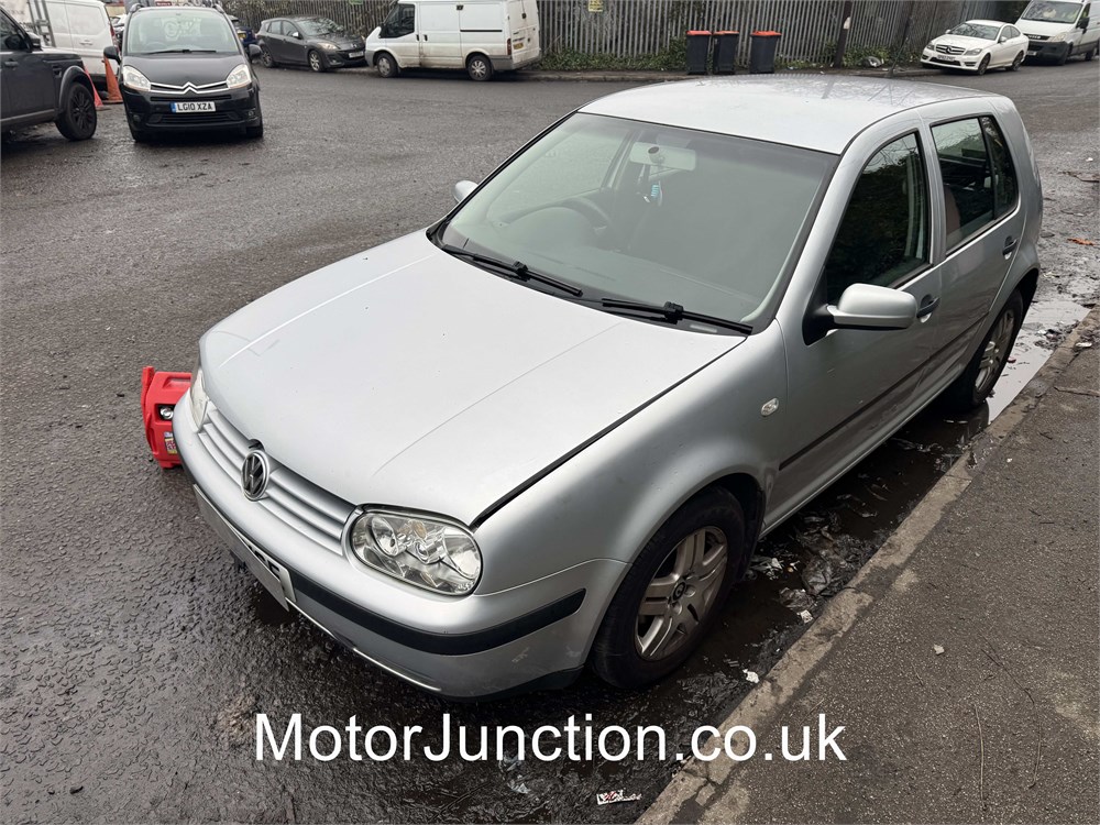 MotorJunction.co.uk Online Vehicle Auctions UK - 03 SILVER VOLKSWAGEN ...